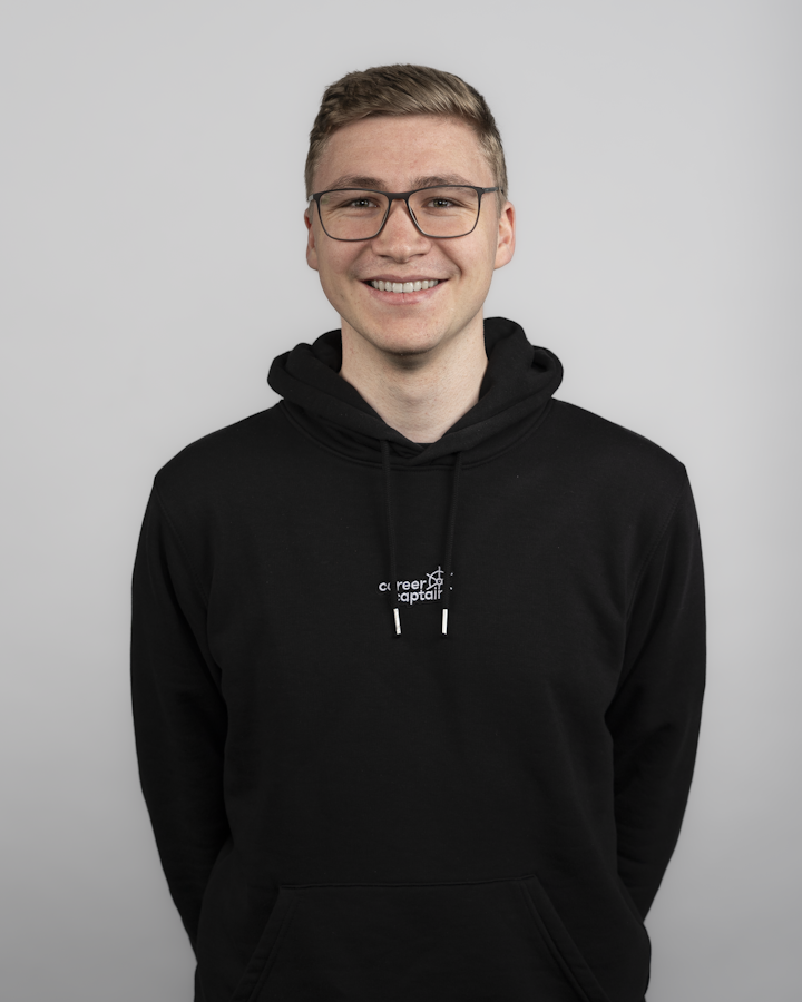 Career Captain - Karriere